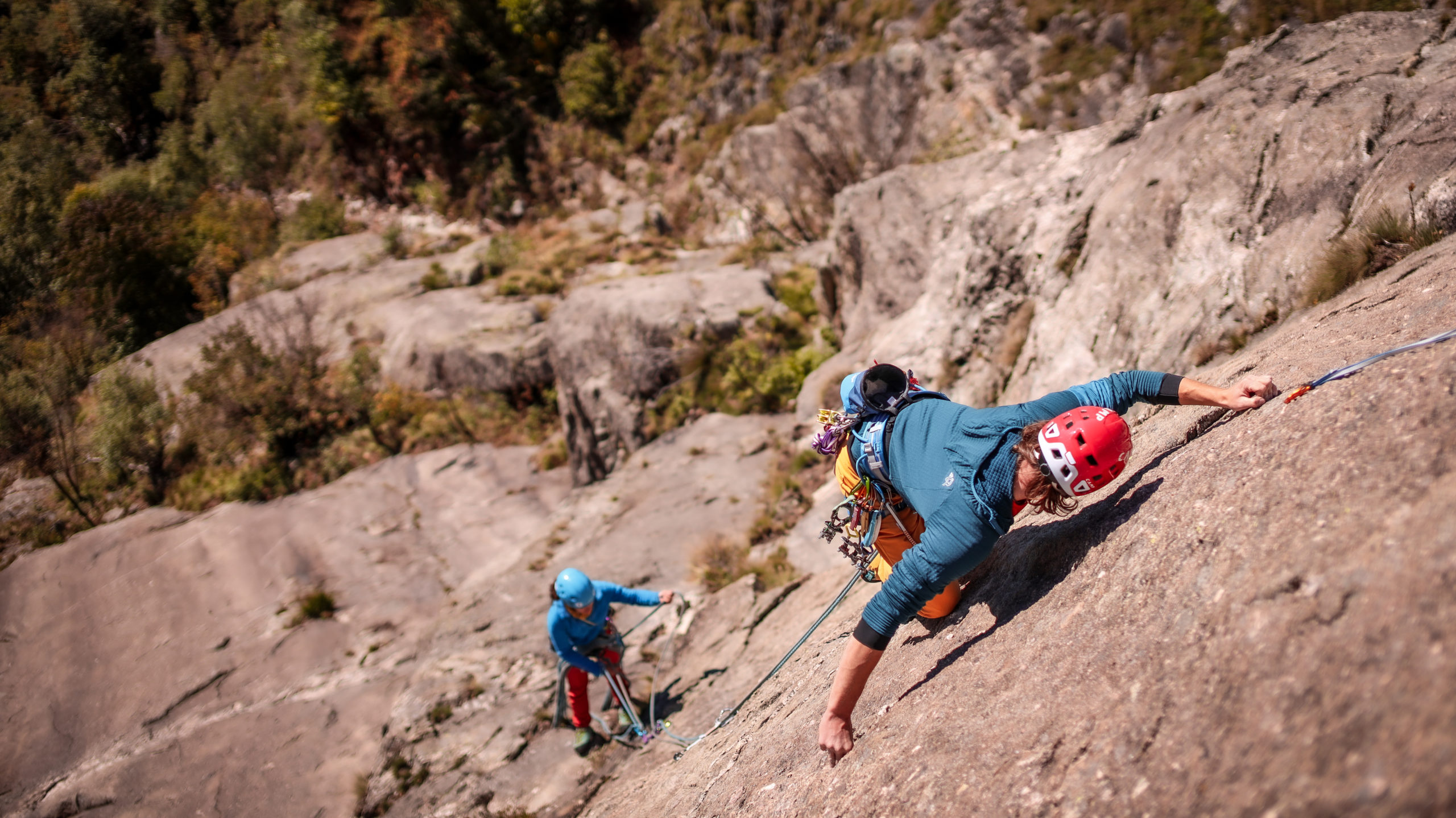 MULTIPITCH - Orobia climbing
